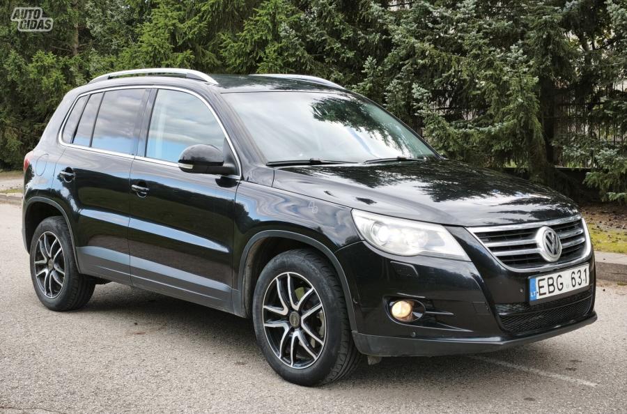 Volkswagen Tiguan 2008 in Jonava, with an engine capacity of 2.00 L and mileage of 390 thousand km for 2800 €, photo 4 on AUTOMOTO.COM.LV