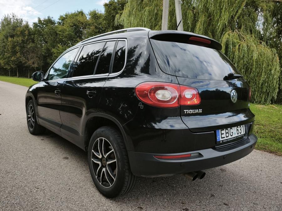 Volkswagen Tiguan 2008 in Jonava, with an engine capacity of 2.00 L and mileage of 390 thousand km for 2800 €, photo 7 on AUTOMOTO.COM.LV