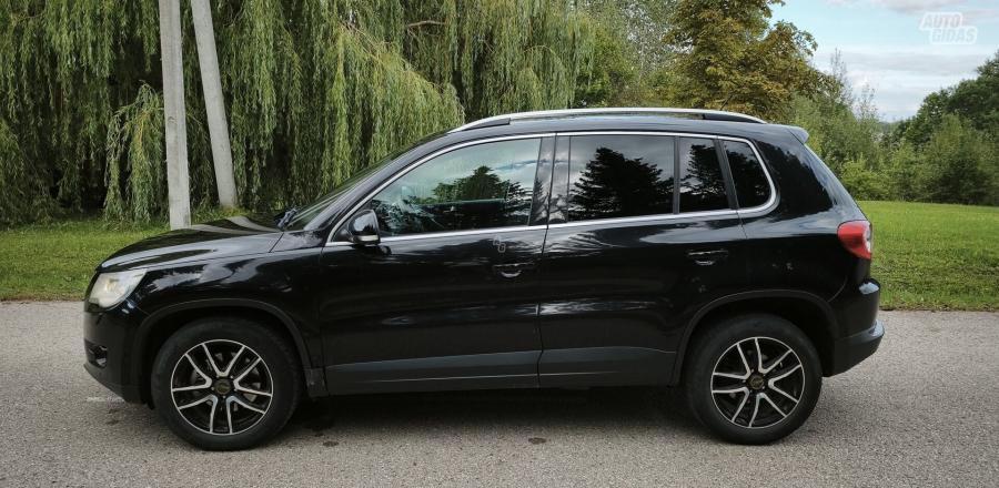 Volkswagen Tiguan 2008 in Jonava, with an engine capacity of 2.00 L and mileage of 390 thousand km for 2800 €, photo 13 on AUTOMOTO.COM.LV