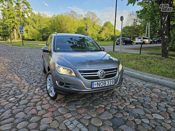 Volkswagen Tiguan 2009 in Kaunas, with an engine capacity of 2.00 L and mileage of 316 thousand km for 6650 €, photo 4 on AUTOMOTO.COM.LV
