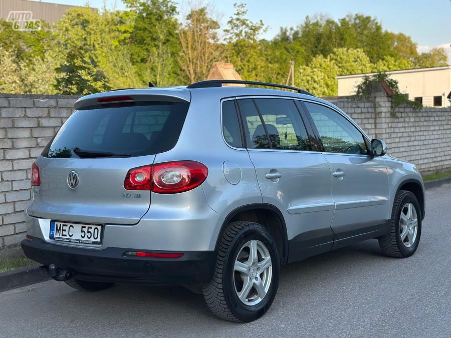 Volkswagen Tiguan 2009 Kauņa, ar dzinēja tilpumu 2.00 L un nobraukumu 196 tūkst. km par 6000 €, foto 4 vietnē AUTOMOTO.COM.LV