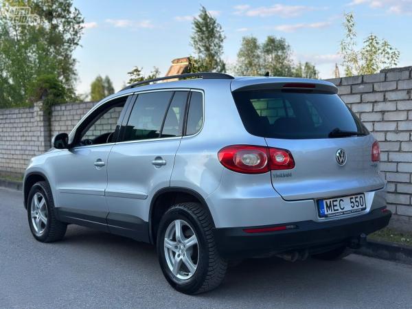 Volkswagen Tiguan 2009 in Kaunas, with an engine capacity of 2.00 L and mileage of 196 thousand km for 6000 €, photo 4 on AUTOMOTO.COM.LV