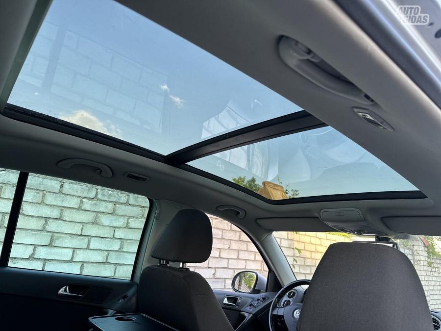 Volkswagen Tiguan 2009 Kauņa, ar dzinēja tilpumu 2.00 L un nobraukumu 196 tūkst. km par 6000 €, foto 20 vietnē AUTOMOTO.COM.LV