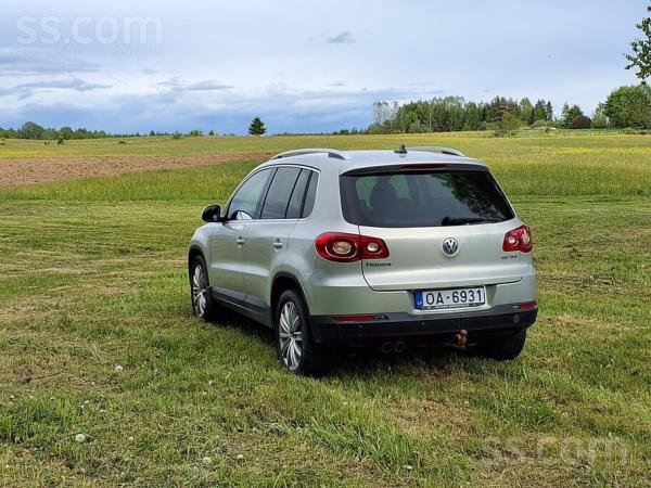 Volkswagen Tiguan 2009 in Riga, with an engine capacity of 2.00 L and mileage of 370 thousand km for 3490 €, photo 4 on AUTOMOTO.COM.LV