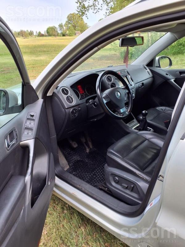 Volkswagen Tiguan 2009 in Riga, with an engine capacity of 2.00 L and mileage of 370 thousand km for 3490 €, photo 7 on AUTOMOTO.COM.LV
