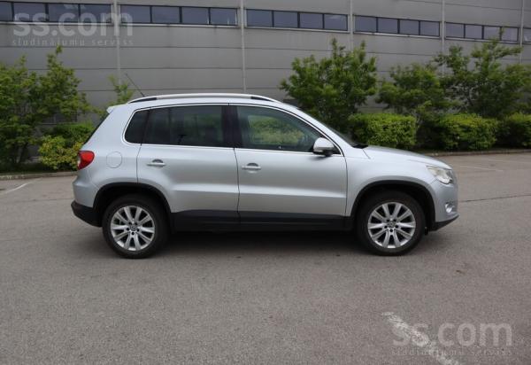 Volkswagen Tiguan 2009 in Riga, with an engine capacity of 2.00 L and mileage of 344 thousand km for 5990 €, photo 6 on AUTOMOTO.COM.LV