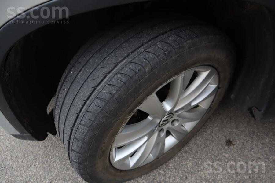 Volkswagen Tiguan 2009 Rīga, ar dzinēja tilpumu 2.00 L un nobraukumu 344 tūkst. km par 5990 €, foto 27 vietnē AUTOMOTO.COM.LV