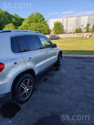 Volkswagen Tiguan 2009 Liepāja, ar dzinēja tilpumu 1.40 L un nobraukumu 256 tūkst. km par 8000 €, foto 3 vietnē AUTOMOTO.COM.LV
