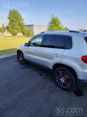 Volkswagen Tiguan 2009 Liepāja, ar dzinēja tilpumu 1.40 L un nobraukumu 256 tūkst. km par 8000 €, foto 5 vietnē AUTOMOTO.COM.LV