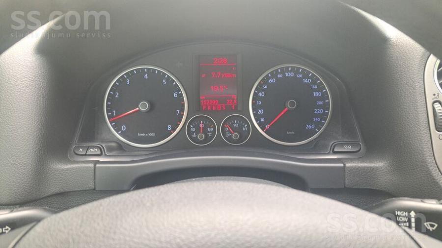 Volkswagen Tiguan 2009 Ogre, ar dzinēja tilpumu 2.00 L un nobraukumu 163 tūkst. km par 7350 €, foto 17 vietnē AUTOMOTO.COM.LV