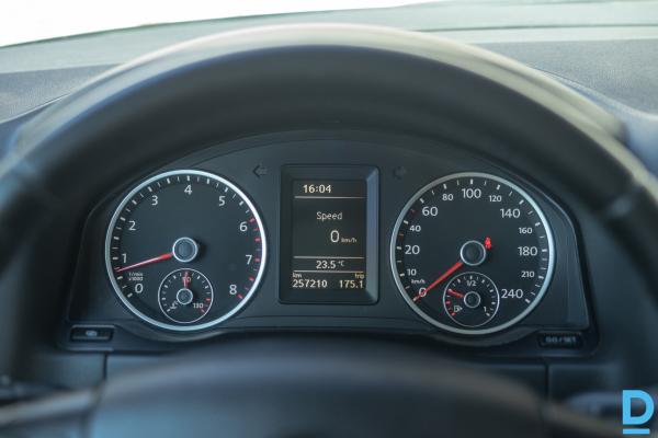 Volkswagen Tiguan 2009 in Liepaja, with an engine capacity of 1.40 L and mileage of 257 thousand km for 6950 €, photo 8 on AUTOMOTO.COM.LV