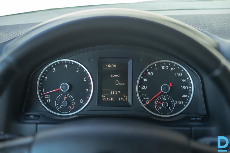 Volkswagen Tiguan 2009 in Liepaja, with an engine capacity of 1.40 L and mileage of 257 thousand km for 6950 €, photo 9 on AUTOMOTO.COM.LV