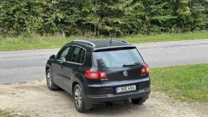Volkswagen Tiguan 2009 in Vilnius, with an engine capacity of 2.00 L and mileage of 295 thousand km for 3600 €, photo 5 on AUTOMOTO.COM.LV