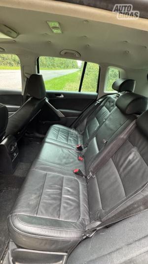 Volkswagen Tiguan 2009 in Vilnius, with an engine capacity of 2.00 L and mileage of 295 thousand km for 3600 €, photo 9 on AUTOMOTO.COM.LV