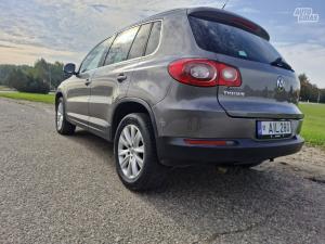 Volkswagen Tiguan 2009 Šauļi, ar dzinēja tilpumu 2.00 L un nobraukumu 296 tūkst. km par 5000 €, foto 4 vietnē AUTOMOTO.COM.LV