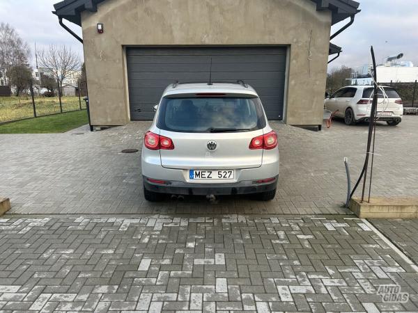 Volkswagen Tiguan 2010 Tauragė, ar dzinēja tilpumu 2.00 L un nobraukumu 240 tūkst. km par 4600 €, foto 4 vietnē AUTOMOTO.COM.LV