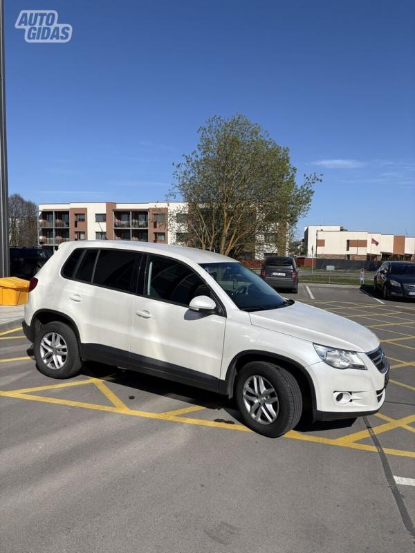 Volkswagen Tiguan 2010 Viļņa, ar dzinēja tilpumu 2.00 L un nobraukumu 380 tūkst. km par 3600 €, foto 5 vietnē AUTOMOTO.COM.LV