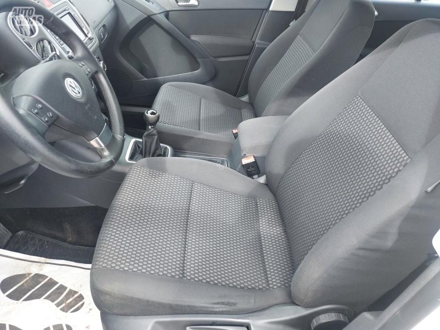 Volkswagen Tiguan 2010 in Utena, with an engine capacity of 2.00 L and mileage of 250 thousand km for 6150 €, photo 10 on AUTOMOTO.COM.LV