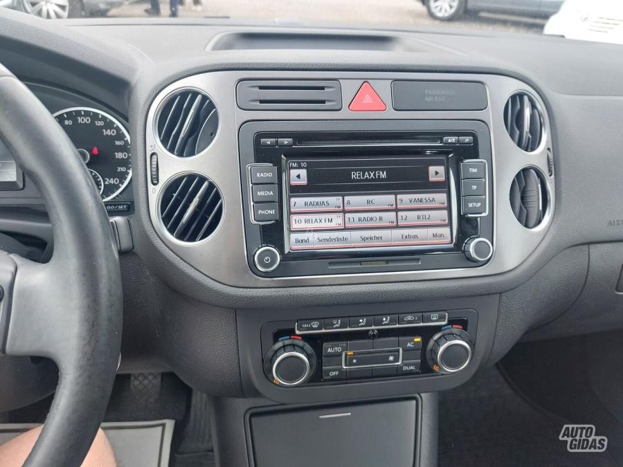 Volkswagen Tiguan 2010 in Utena, with an engine capacity of 2.00 L and mileage of 250 thousand km for 6150 €, photo 14 on AUTOMOTO.COM.LV