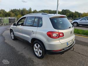 Volkswagen Tiguan 2010 in Vilnius, with an engine capacity of 2.00 L and mileage of 302 thousand km for 2200 €, photo 8 on AUTOMOTO.COM.LV