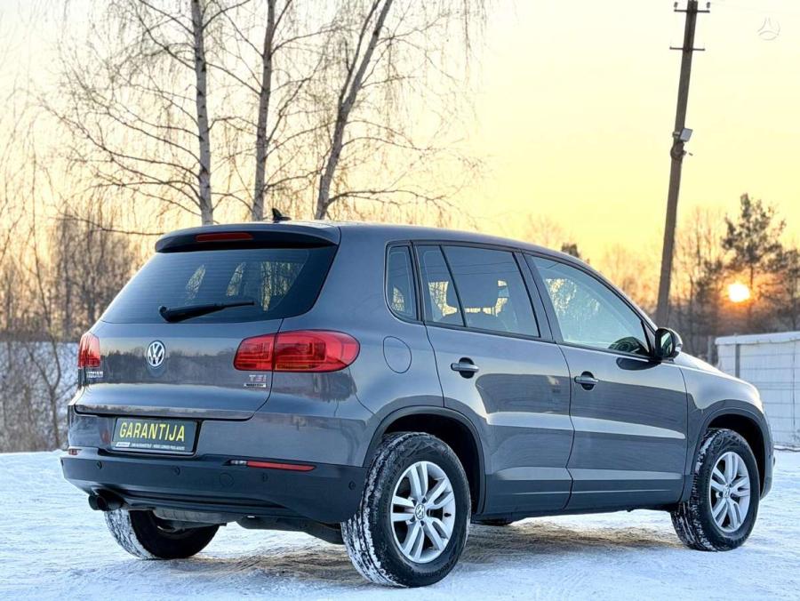 Volkswagen Tiguan 2011 in Siauliai, with an engine capacity of 1.39 L and mileage of 137 thousand km for 7950 €, photo 4 on AUTOMOTO.COM.LV