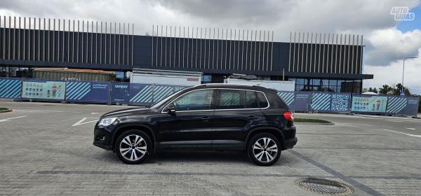 Volkswagen Tiguan 2011 Kauņa, ar dzinēja tilpumu 2.00 L un nobraukumu 310 tūkst. km par 6900 €, foto 1 vietnē AUTOMOTO.COM.LV