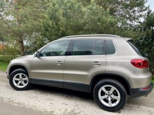 Volkswagen Tiguan 2011 in Kaunas, with an engine capacity of 2.00 L and mileage of 354 thousand km for 8100 €, photo 5 on AUTOMOTO.COM.LV