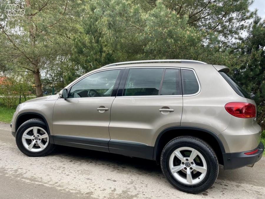 Volkswagen Tiguan 2011 in Kaunas, with an engine capacity of 2.00 L and mileage of 354 thousand km for 8100 €, photo 5 on AUTOMOTO.COM.LV