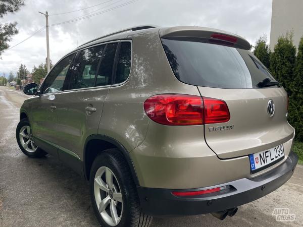 Volkswagen Tiguan 2011 in Kaunas, with an engine capacity of 2.00 L and mileage of 354 thousand km for 8100 €, photo 9 on AUTOMOTO.COM.LV