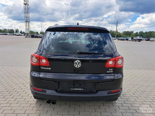 Volkswagen Tiguan 2011 in Marijampole, with an engine capacity of 1.40 L and mileage of 272 thousand km for 4500 €, photo 6 on AUTOMOTO.COM.LV