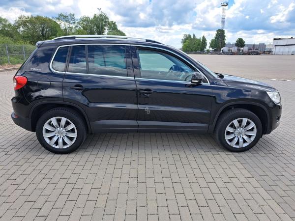 Volkswagen Tiguan 2011 in Marijampole, with an engine capacity of 1.40 L and mileage of 272 thousand km for 4500 €, photo 7 on AUTOMOTO.COM.LV