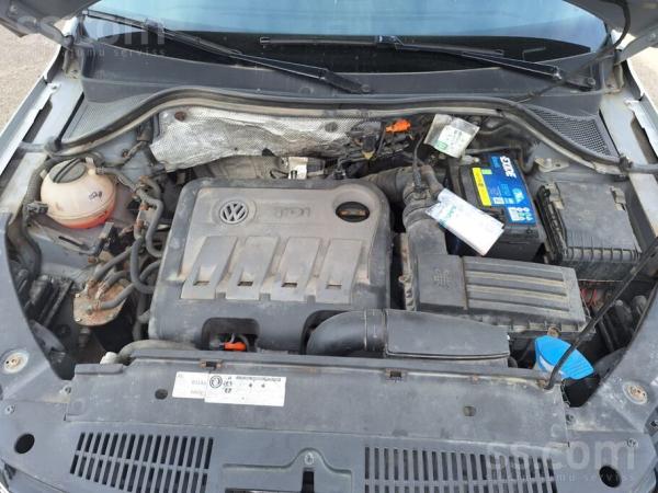Volkswagen Tiguan 2011 Jelgava, ar dzinēja tilpumu 2.00 L un nobraukumu 406 tūkst. km par 6600 €, foto 4 vietnē AUTOMOTO.COM.LV