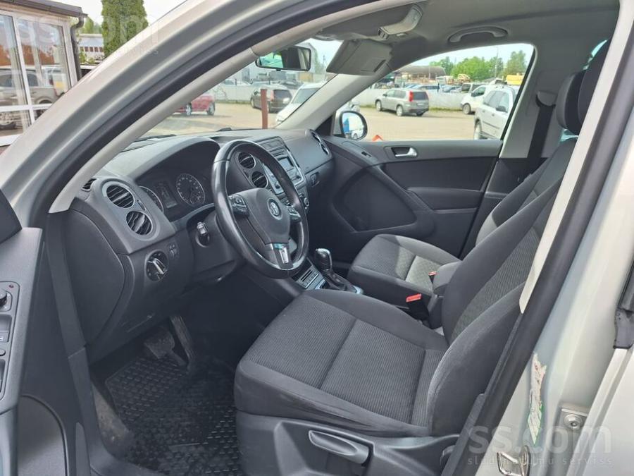 Volkswagen Tiguan 2011 in Jelgava, with an engine capacity of 2.00 L and mileage of 406 thousand km for 6600 €, photo 12 on AUTOMOTO.COM.LV