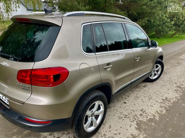 Volkswagen Tiguan 2011 in Kaunas, with an engine capacity of 2.00 L and mileage of 350 thousand km for 7250 €, photo 8 on AUTOMOTO.COM.LV