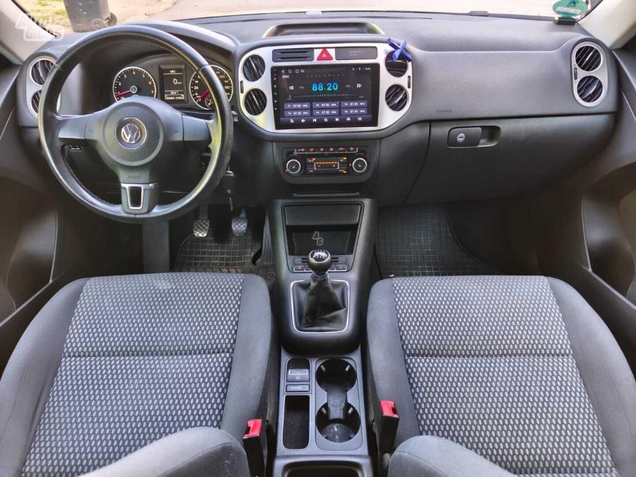 Volkswagen Tiguan 2011 Šauļi, ar dzinēja tilpumu 1.40 L un nobraukumu 243 tūkst. km par 3950 €, foto 9 vietnē AUTOMOTO.COM.LV