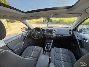 Volkswagen Tiguan 2011 in Taurage, with an engine capacity of 2.00 L and mileage of 299 thousand km for 4300 €, photo 10 on AUTOMOTO.COM.LV