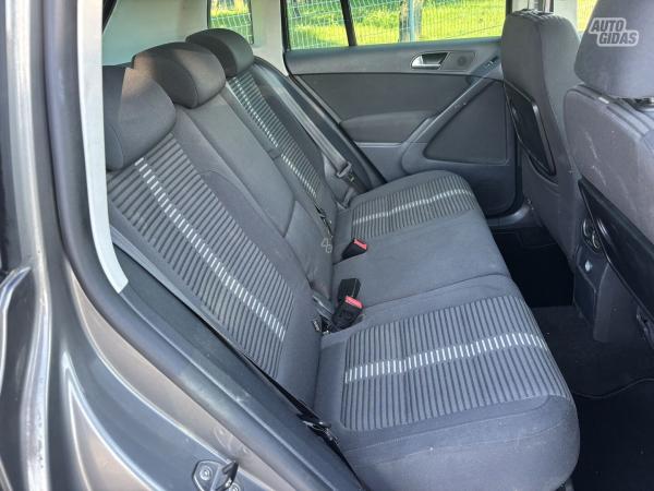 Volkswagen Tiguan 2011 in Taurage, with an engine capacity of 2.00 L and mileage of 299 thousand km for 4300 €, photo 10 on AUTOMOTO.COM.LV