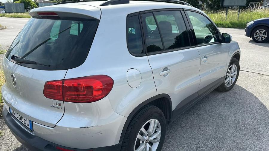 Volkswagen Tiguan 2011 in Panevezys, with an engine capacity of 2.00 L and mileage of 184 thousand km for 6700 €, photo 3 on AUTOMOTO.COM.LV