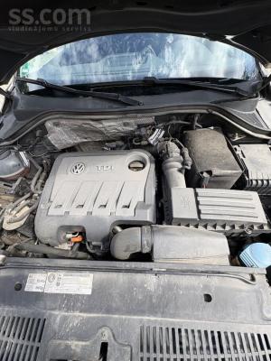 Volkswagen Tiguan 2011 in Riga, with an engine capacity of 2.00 L and mileage of 271 thousand km for 9300 €, photo 3 on AUTOMOTO.COM.LV
