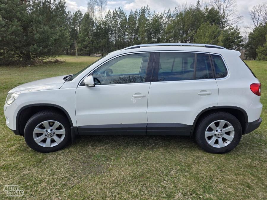 Volkswagen Tiguan 2011 Kauņa, ar dzinēja tilpumu 1.40 L un nobraukumu 240 tūkst. km par 3500 €, foto 3 vietnē AUTOMOTO.COM.LV