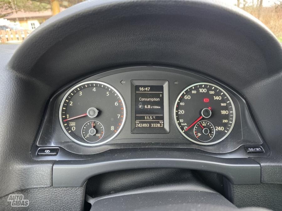 Volkswagen Tiguan 2011 Kauņa, ar dzinēja tilpumu 1.40 L un nobraukumu 240 tūkst. km par 3500 €, foto 14 vietnē AUTOMOTO.COM.LV