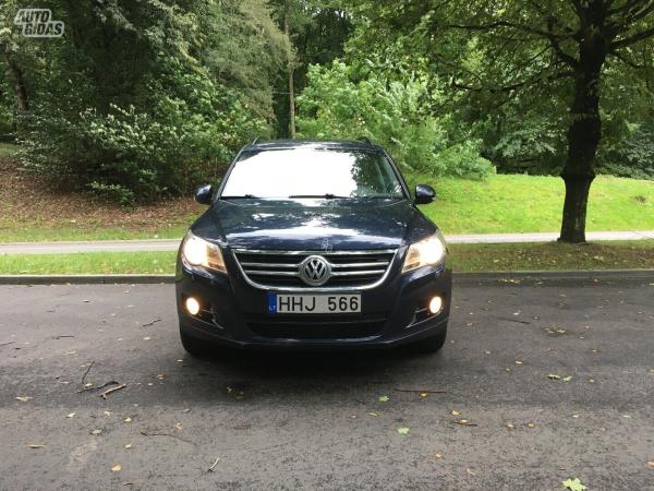Volkswagen Tiguan 2011 in Vilnius, with an engine capacity of 2.00 L and mileage of 280 thousand km for 4300 €, photo 3 on AUTOMOTO.COM.LV