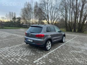 Volkswagen Tiguan 2012 in Riga, with an engine capacity of 2.00 L and mileage of 233 thousand km for 7500 €, photo 4 on AUTOMOTO.COM.LV