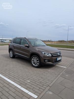 Volkswagen Tiguan 2012 Panevēža, ar dzinēja tilpumu 2.00 L un nobraukumu 220 tūkst. km par 10800 €, foto  vietnē AUTOMOTO.COM.LV