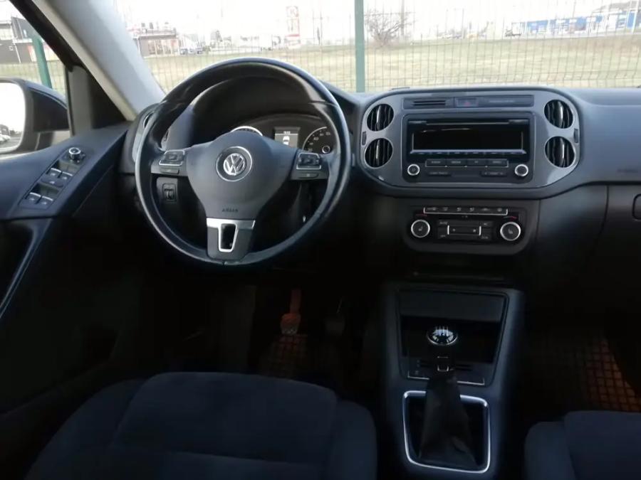Volkswagen Tiguan 2012 Saldus, ar dzinēja tilpumu 2.00 L un nobraukumu 213 tūkst. km par 10300 €, foto 5 vietnē AUTOMOTO.COM.LV