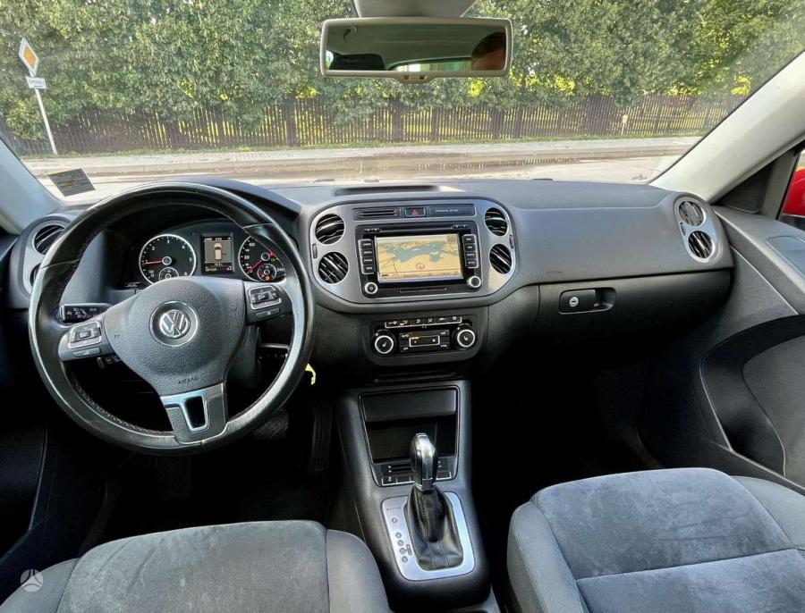 Volkswagen Tiguan 2012 Šauļi, ar dzinēja tilpumu 2.00 L un nobraukumu 278 tūkst. km par 8700 €, foto 3 vietnē AUTOMOTO.COM.LV