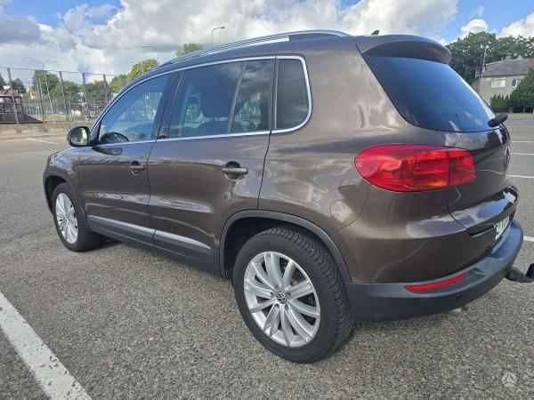 Volkswagen Tiguan 2012 in Telschi, with an engine capacity of 1.97 L and mileage of 278 thousand km for 8999 €, photo 6 on AUTOMOTO.COM.LV