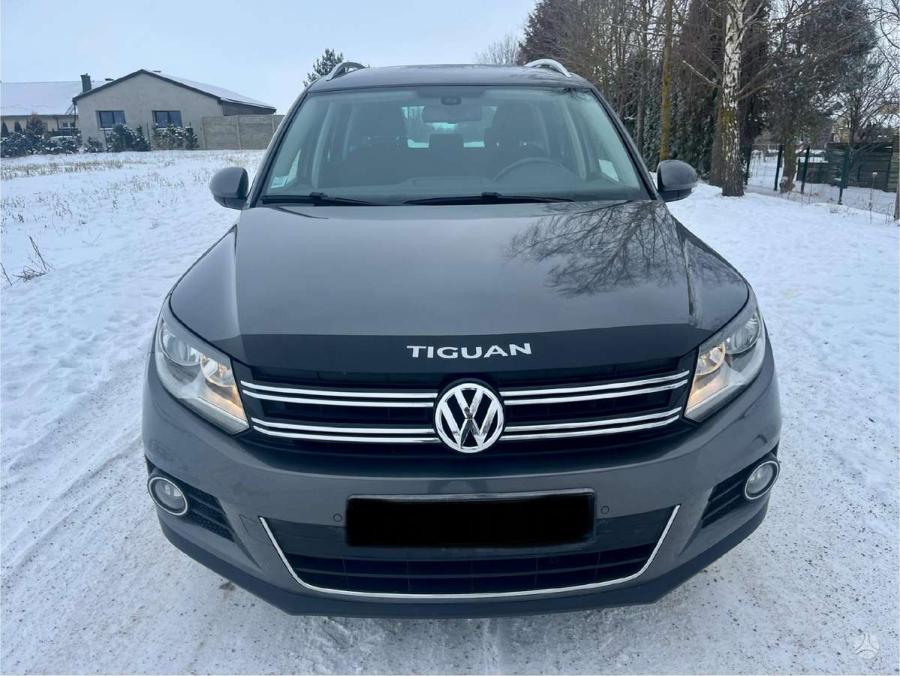 Volkswagen Tiguan 2013 in Siauliai, with an engine capacity of 2.00 L and mileage of 203 thousand km for 7450 €, photo 9 on AUTOMOTO.COM.LV