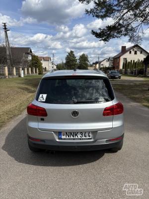 Volkswagen Tiguan 2013 in Varena, with an engine capacity of 2.00 L and mileage of 288 thousand km for 9000 €, photo 5 on AUTOMOTO.COM.LV