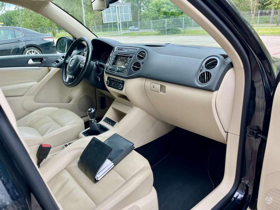 Volkswagen Tiguan 2013 Šauļi, ar dzinēja tilpumu 2.00 L un nobraukumu 272 tūkst. km par 8250 €, foto 3 vietnē AUTOMOTO.COM.LV